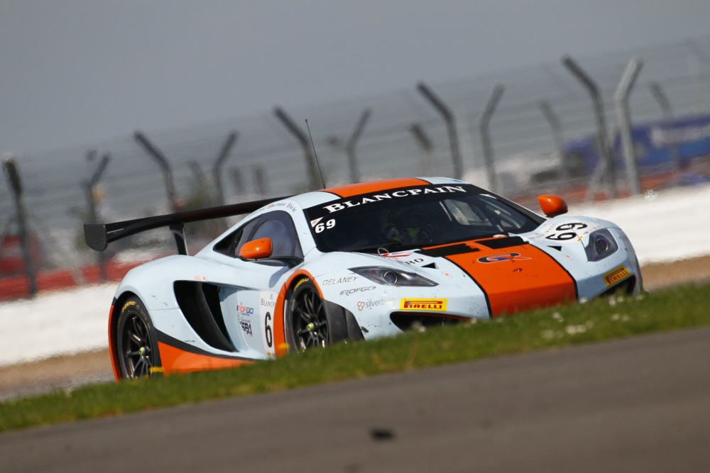 Adam Carroll - Gulf Racing: Blancpain Endurance Series 2013 - Photo 20/93